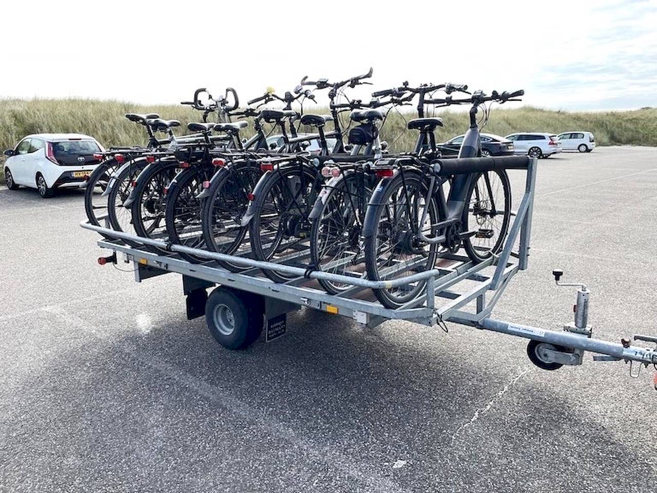 Vermietung & Verleih PKW-Anhänger / Pferdeanhänger | Anhänger-Zentrum BAUMANN